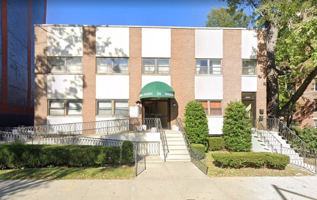 About Our Expert Dentist | Dentist in Riverdale, NY